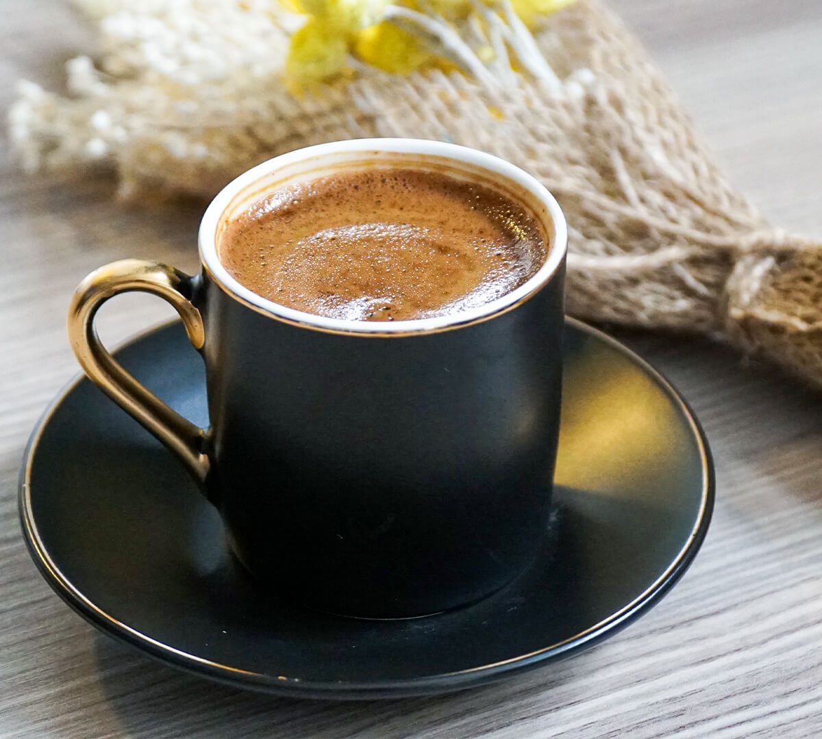 The History and Cultural Significance of Turkish Tea and Coffee - Go ...